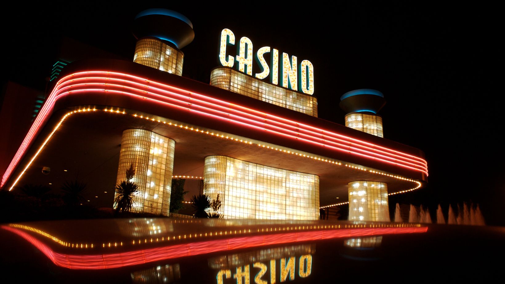 The Architecture of Luck: How Casino Design Influences Player Behavior ...
