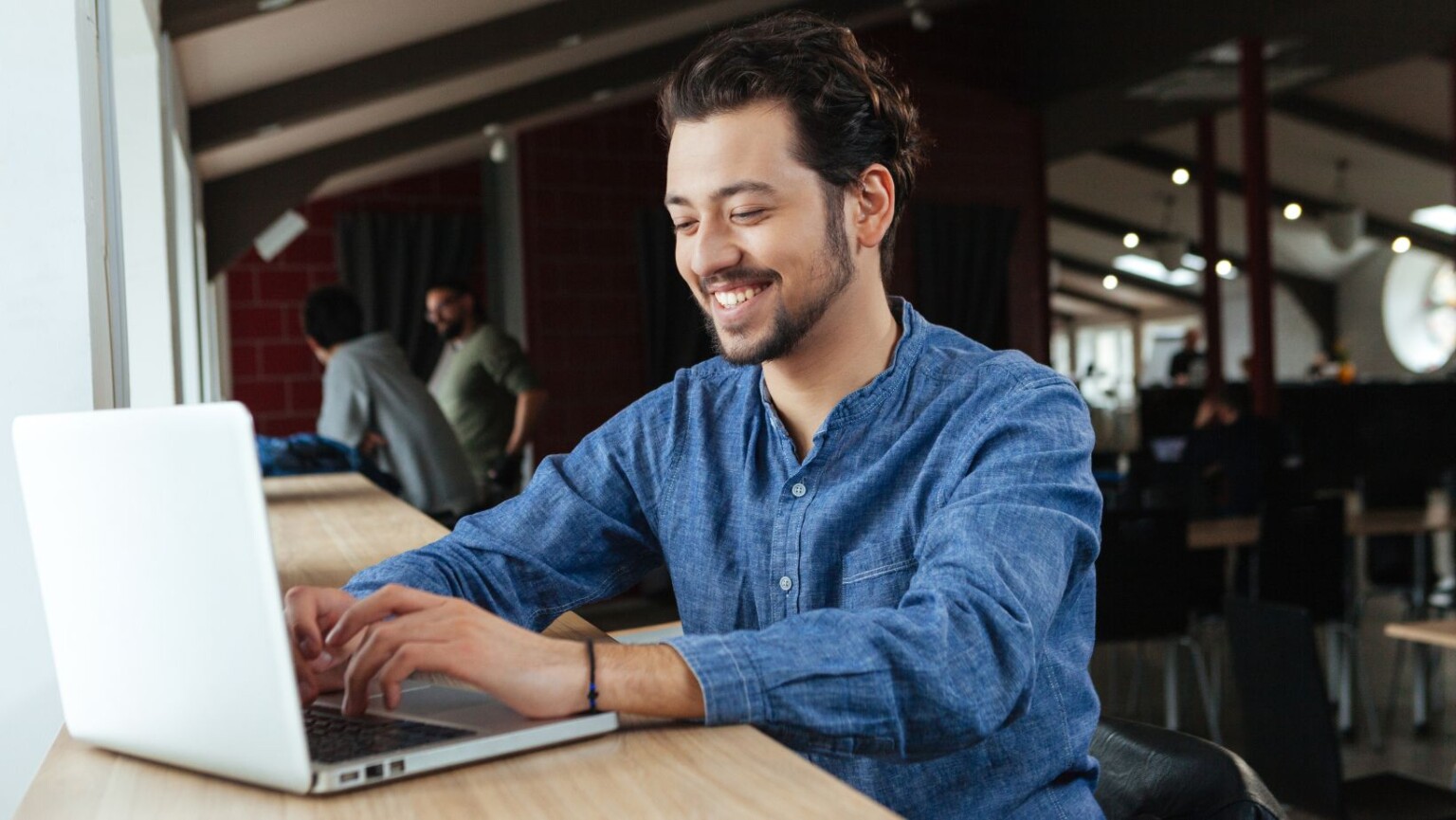 Character AI Alternative: Exploring AI Chat for NSFW & More